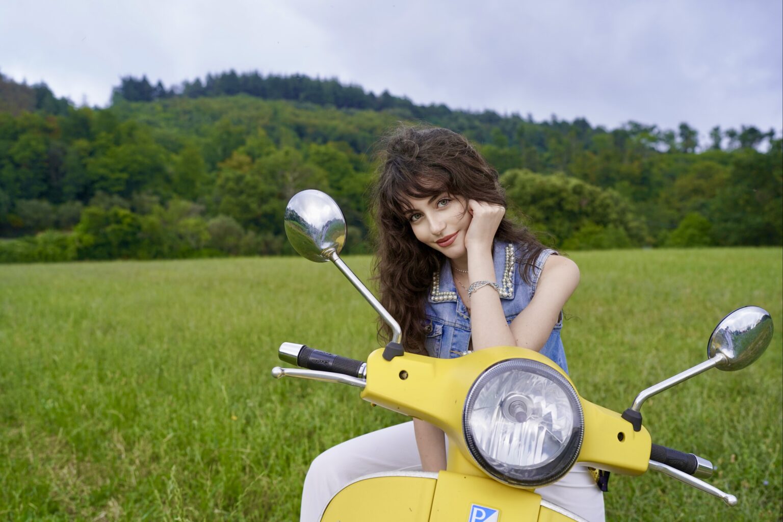 Curiosità sul brano English - Giulia Falcone